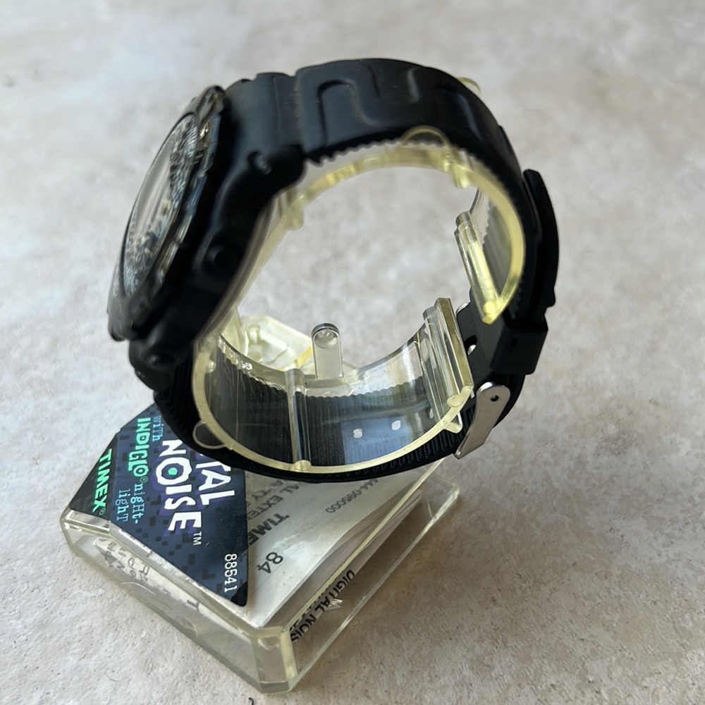 Vintage 90's Timex Indiglo Light-Up Nightlight Digita… - Gem